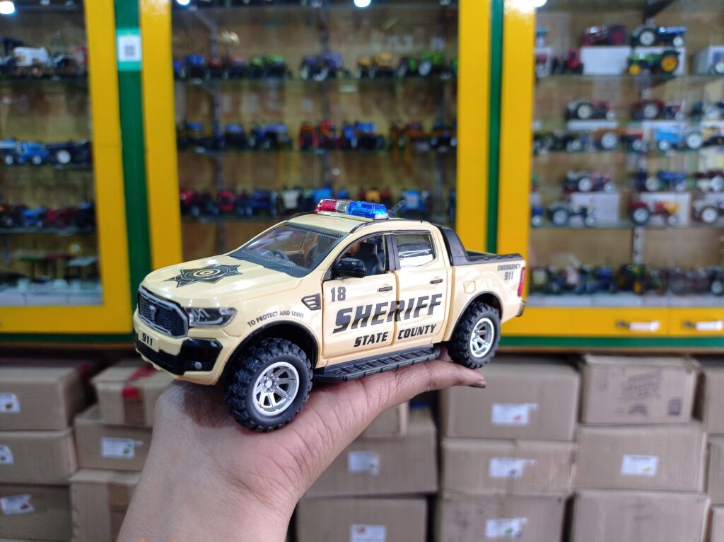 Trailblaster Centy Toy Model 3 - Gift House