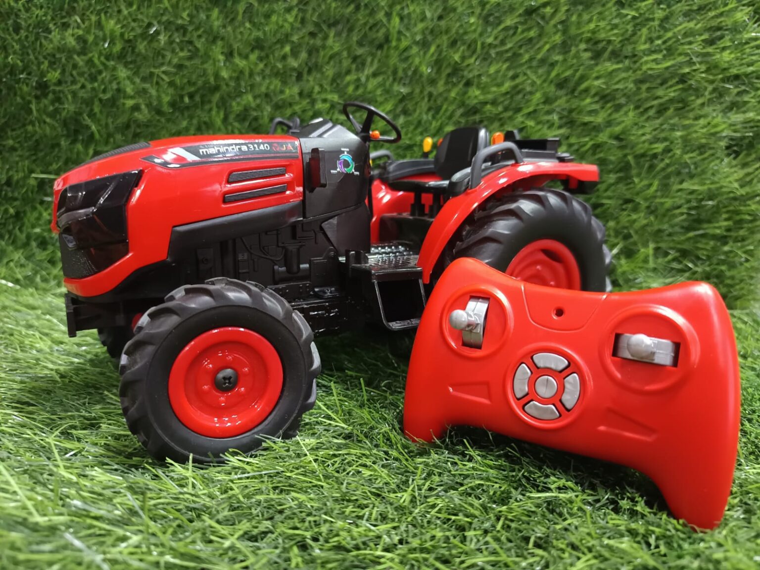 Mahindra 3140 Oja Remote Control Toy Tractor - Gift House